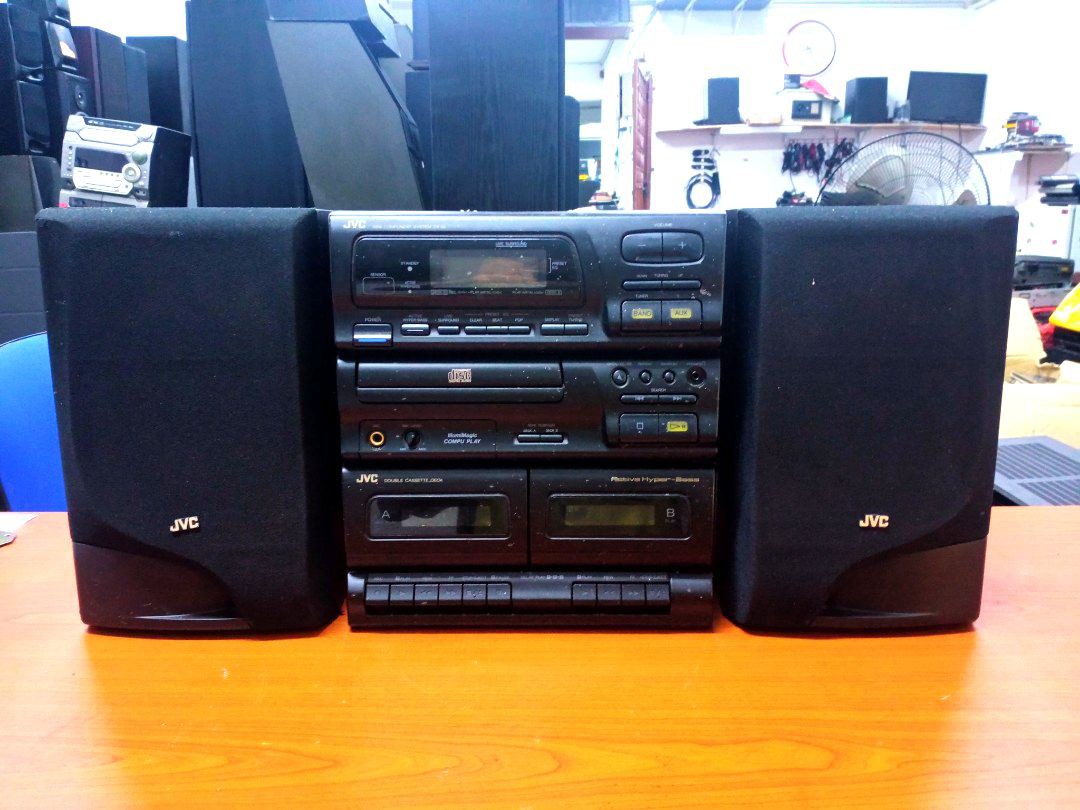 Ku jvc mini hifi murah, Audio, Portable Music Players on Carousell