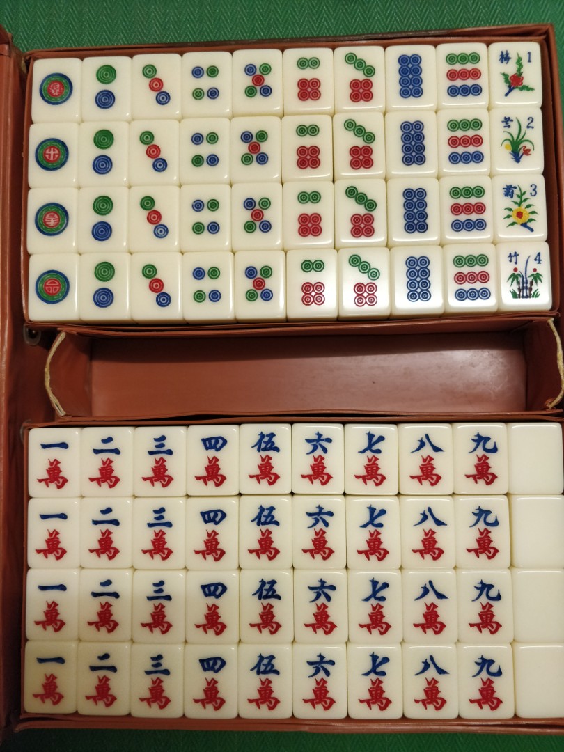 Mahjong Set A2 (green), Hobbies & Toys, Toys & Games on Carousell