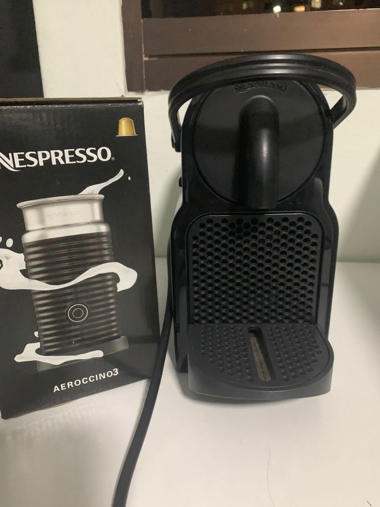 Nespresso D40 inissia Coffee Machine and Aerocchino3 milk frother, TV ...