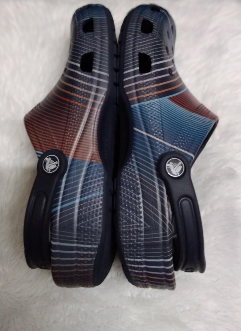 RARE CROCS MENS 9, Men's Fashion, Footwear, Slippers & Slides on Carousell