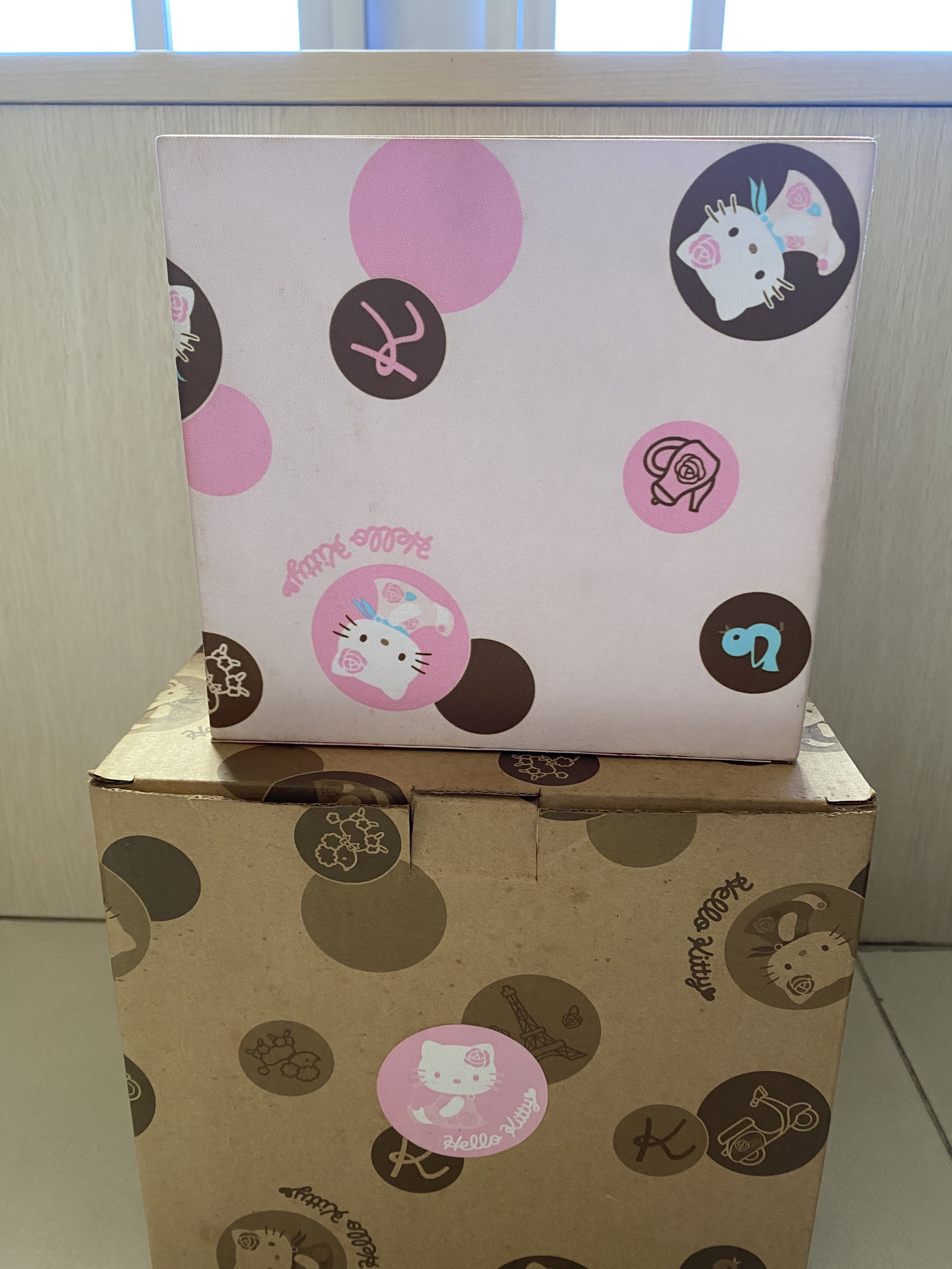 Sanrio Hello kitty storage box, Everything Else on Carousell