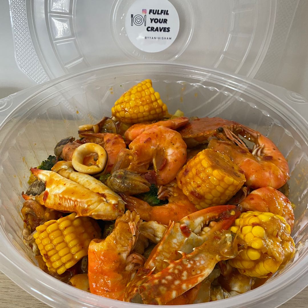 Seafood SHELLOUT, Food & Drinks, Local Eats on Carousell