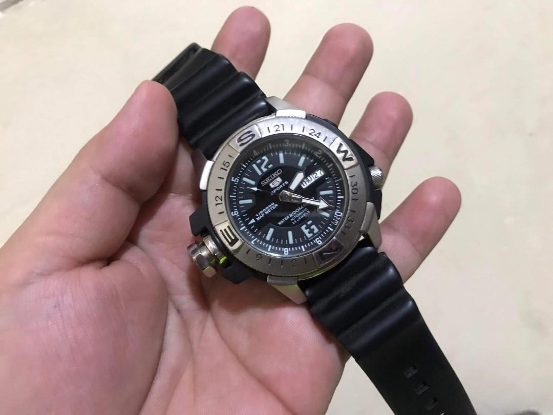 SEIKO 5 Map meter, Men's Fashion, Watches & Accessories, Watches on ...