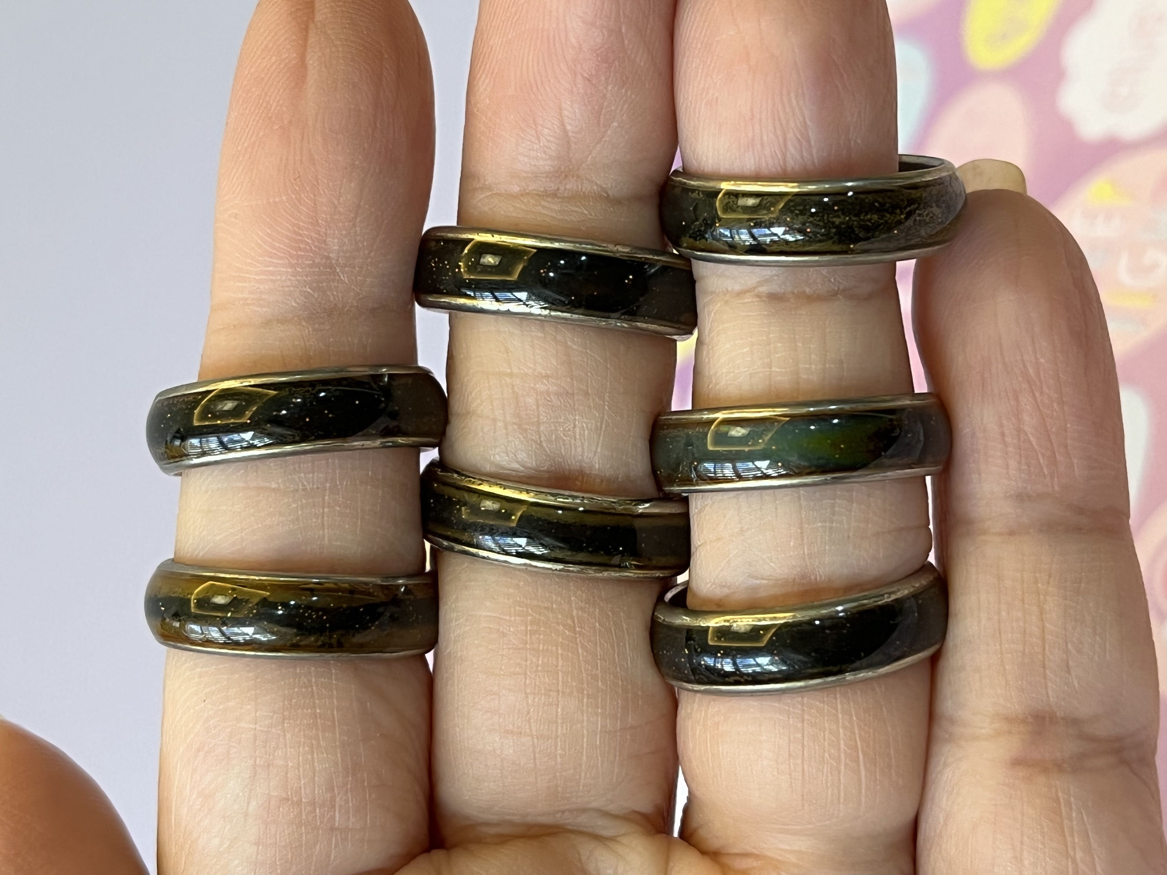 Simple Mood Ring Fashion Color-Changing Band , Women's Fashion, Jewelry ...