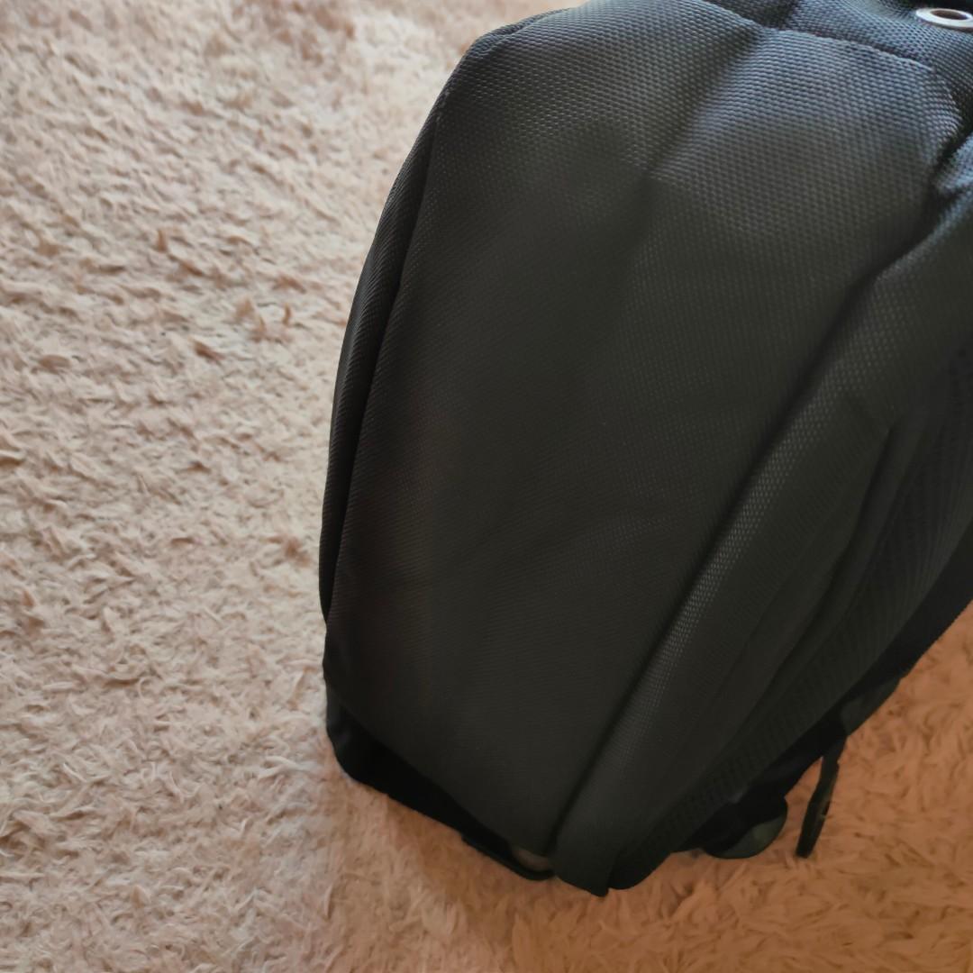 SWISS GEAR w/ Airflow Tech | Padded Laptop Backpack, Men's Fashion ...