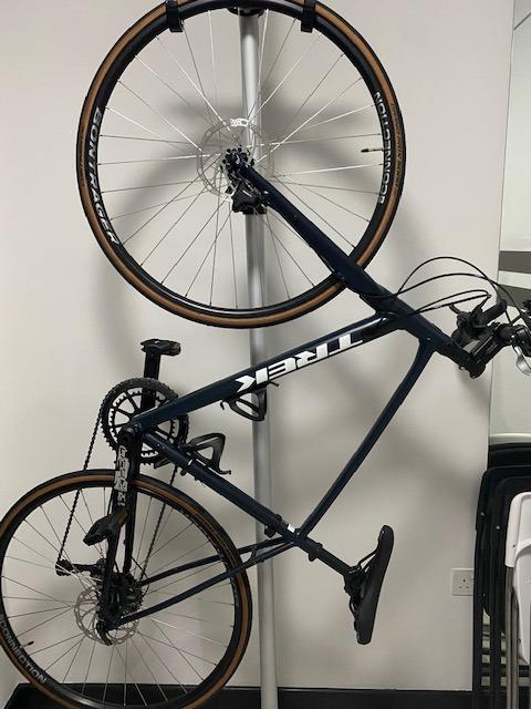 Trek FX2 FX 2 DISC Hybrid Bicycle, Sports Equipment, Bicycles & Parts ...