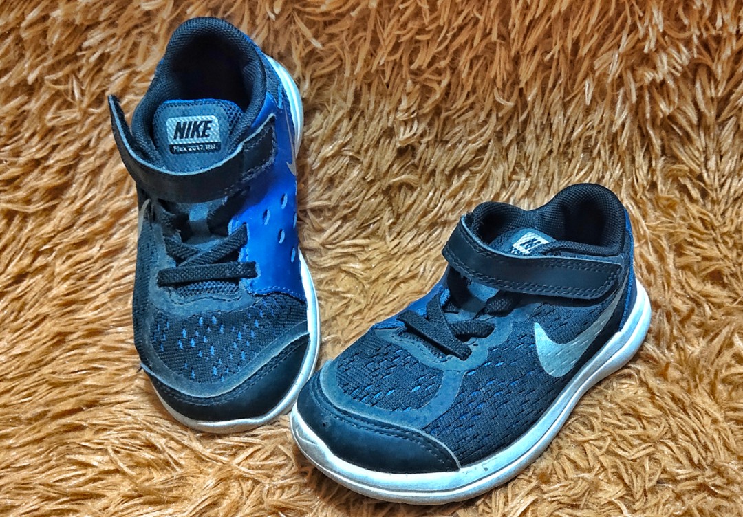 authentic nike shoes 9c, Babies & Kids, Babies & Kids Fashion on Carousell