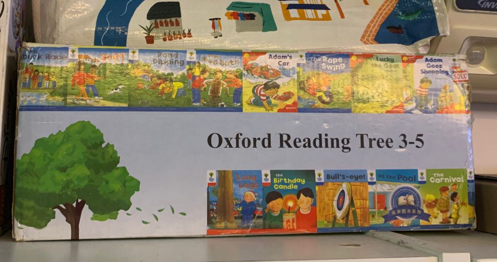 Oxford reading tree, 興趣及遊戲, 書本 & 文具, 小說 & 故事書 - Carousell
