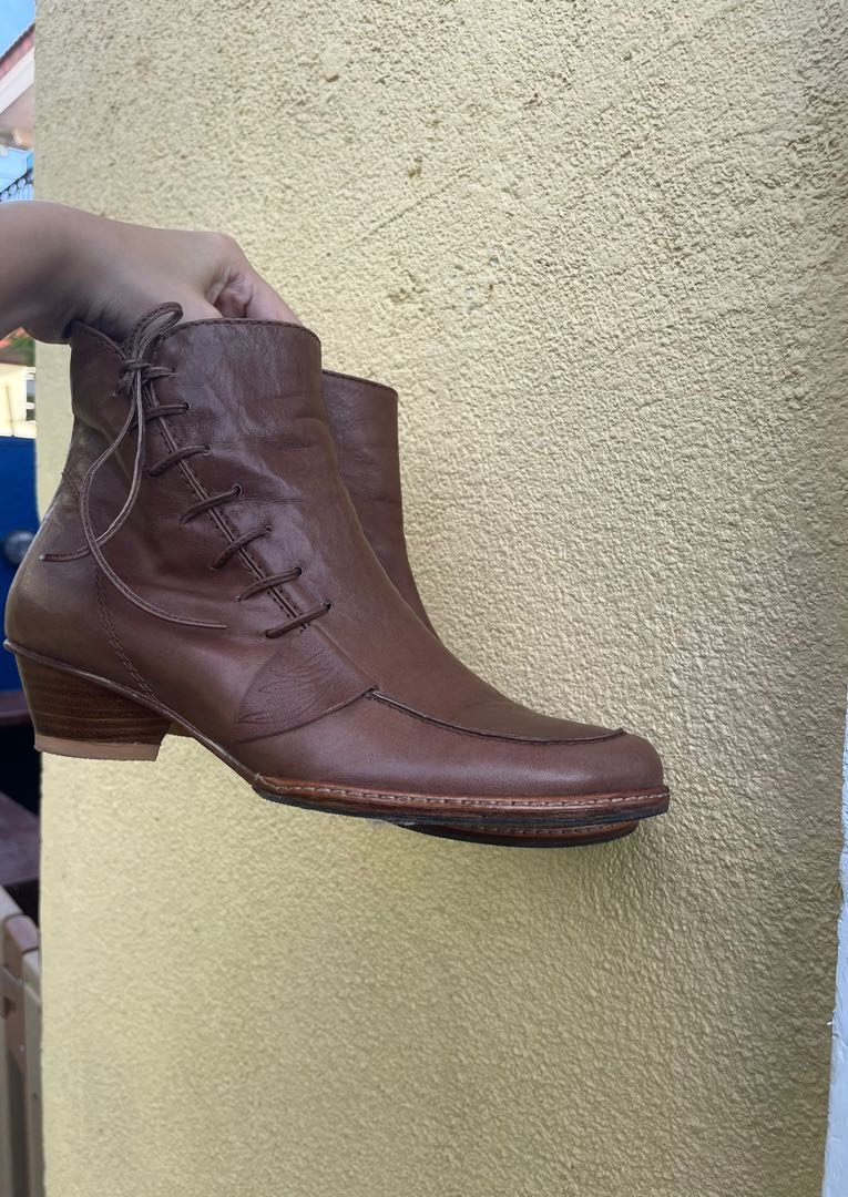 Pure leather brown boots made in italy, Women's Fashion, Footwear ...