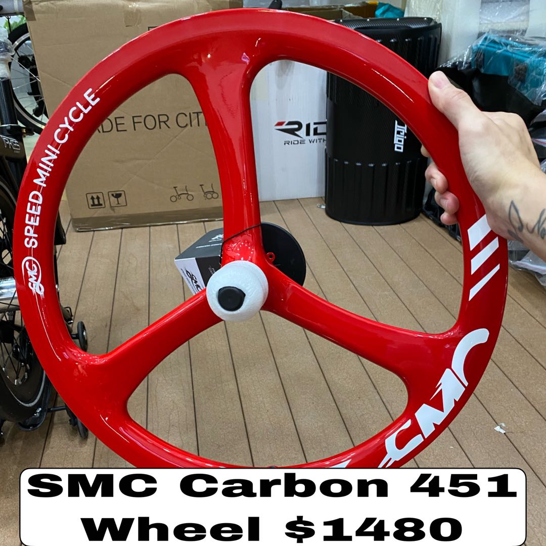 SMC Tri-spokes Carbon Fiber Wheel, Sports Equipment, Bicycles & Parts ...
