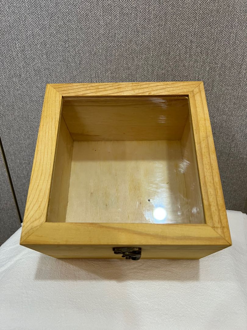 Rustic Wooden Box with Glass Lid 18 x 18 x 12 cm, Furniture & Home ...