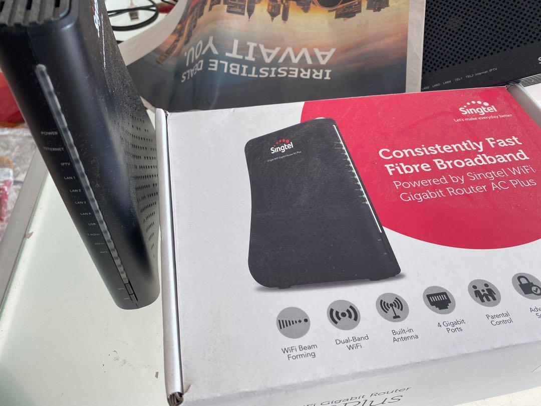SingTel Fibre Broadband Gigabit Wifi Router, Computers & Tech, Office ...