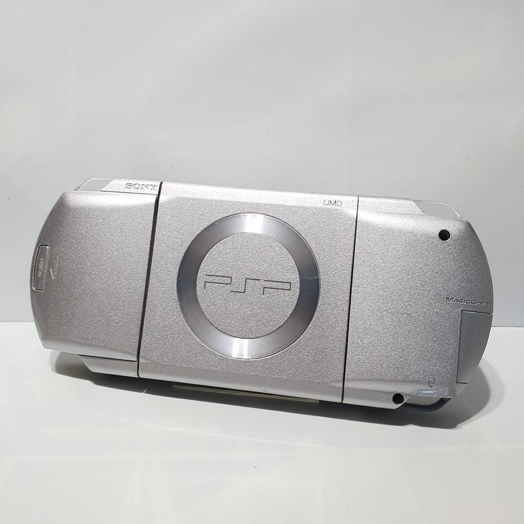 SLIVER PSP 1000 FOR SALE, Video Gaming, Video Game Consoles ...
