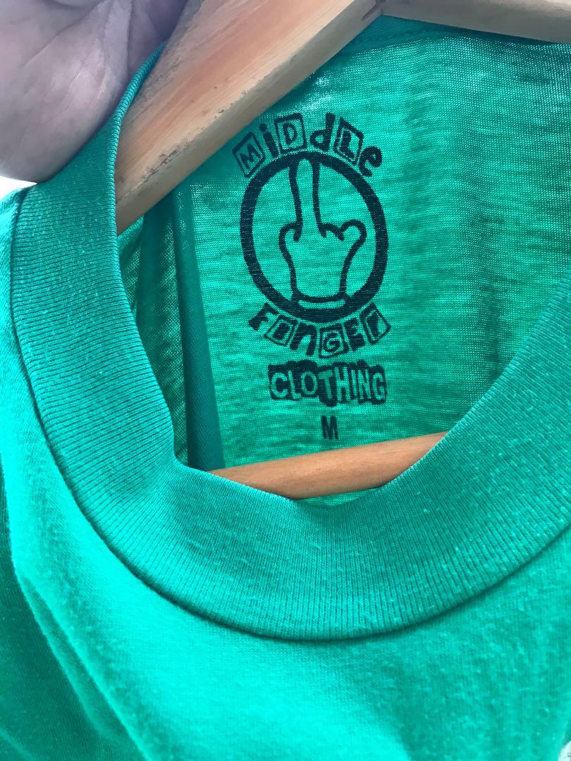 DROPKICK MURPHYS (MIDDLE FINGER) MEDIUM MENS 20 x 25, Men's Fashion ...