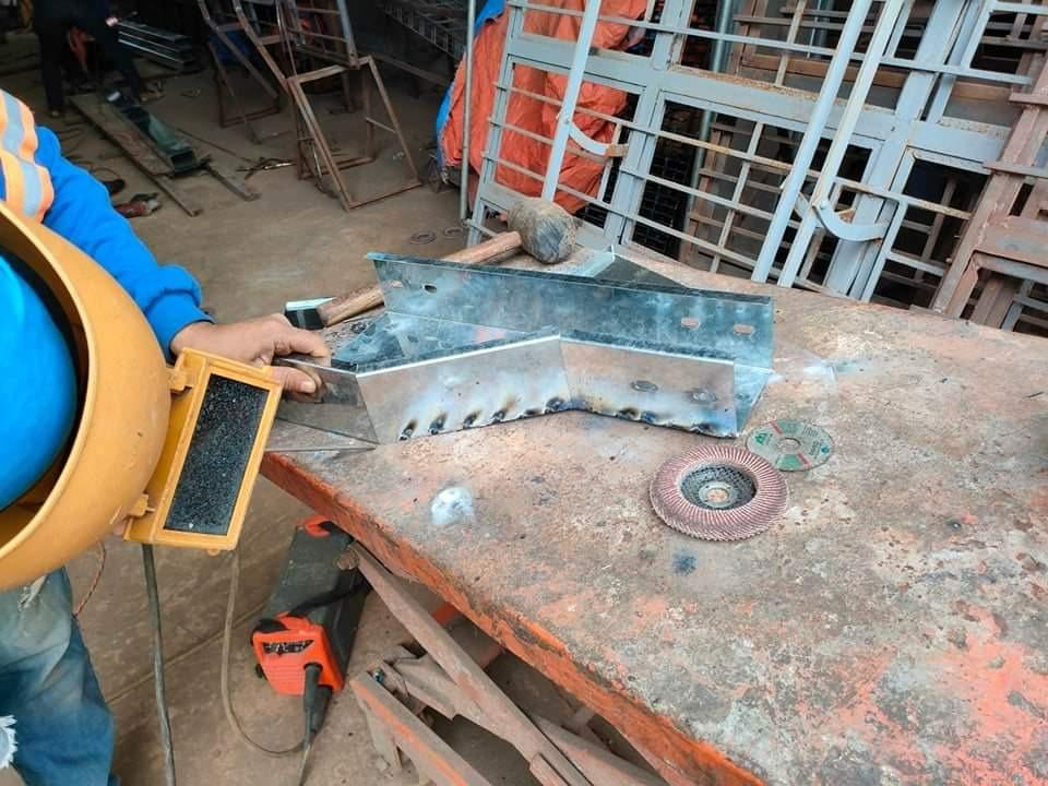 Fabrication of Elbows, Cable Trays perforated wireway, Commercial ...