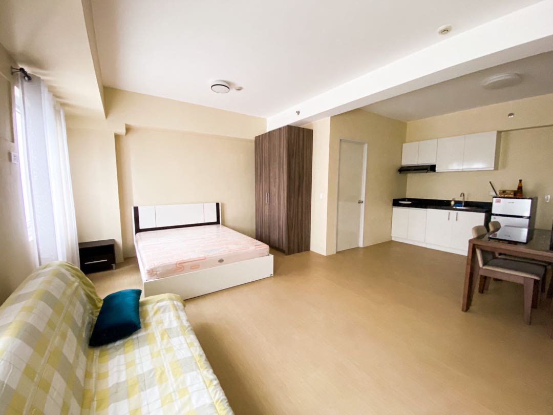 FOR RENT: Studio Type Condominium in BGC, Property, Rentals, Apartments ...