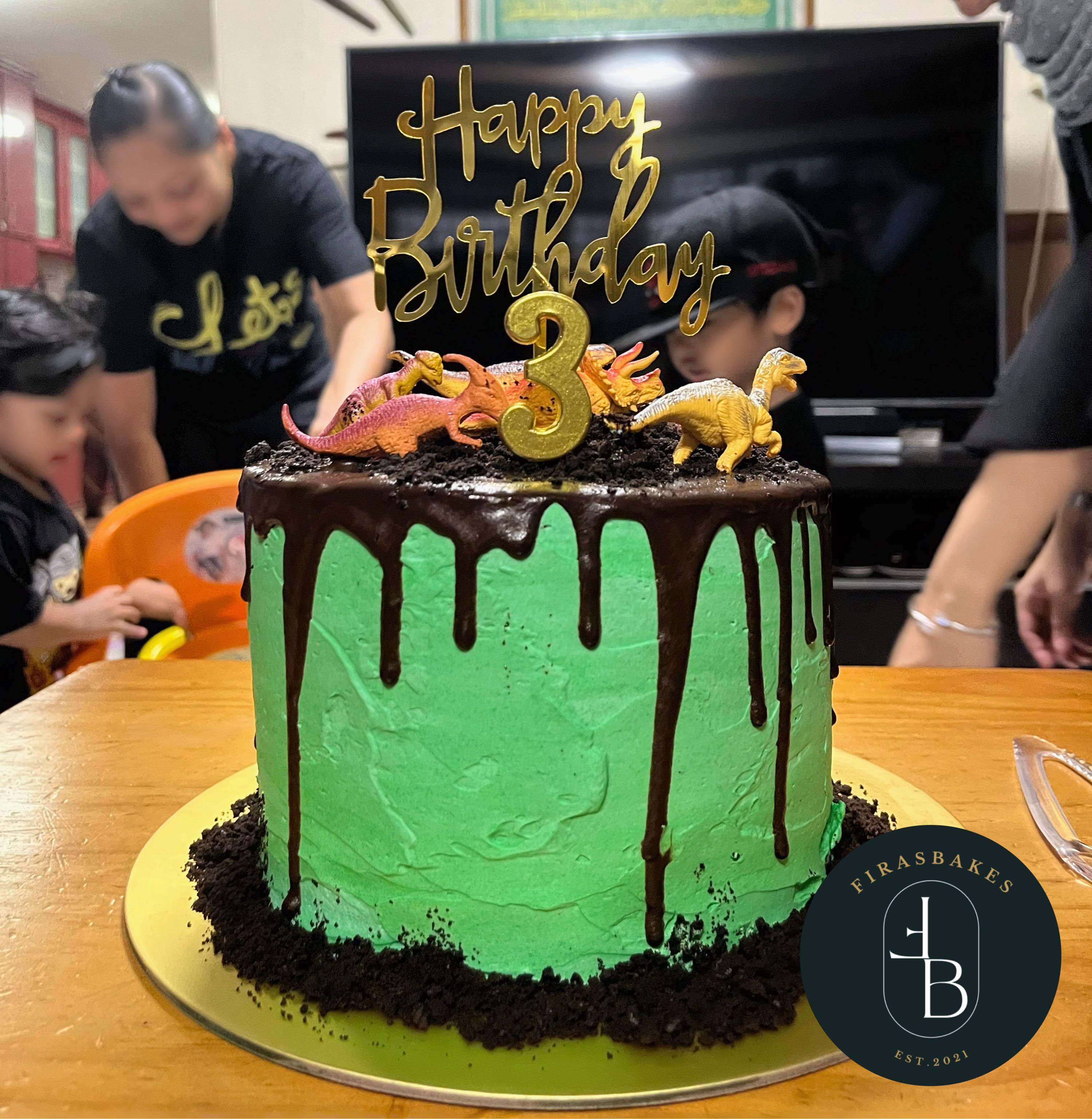 Halal 7’ Customised Cake!, Food & Drinks, Homemade Bakes on Carousell