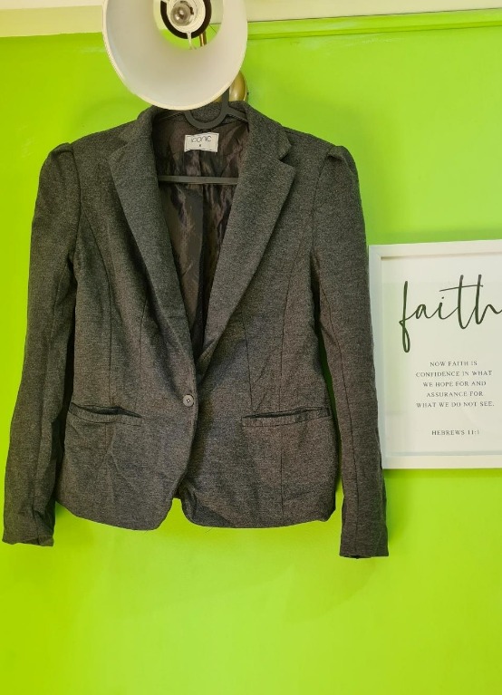 Iconic Gray and Black Coat, Women's Fashion, Coats, Jackets and ...