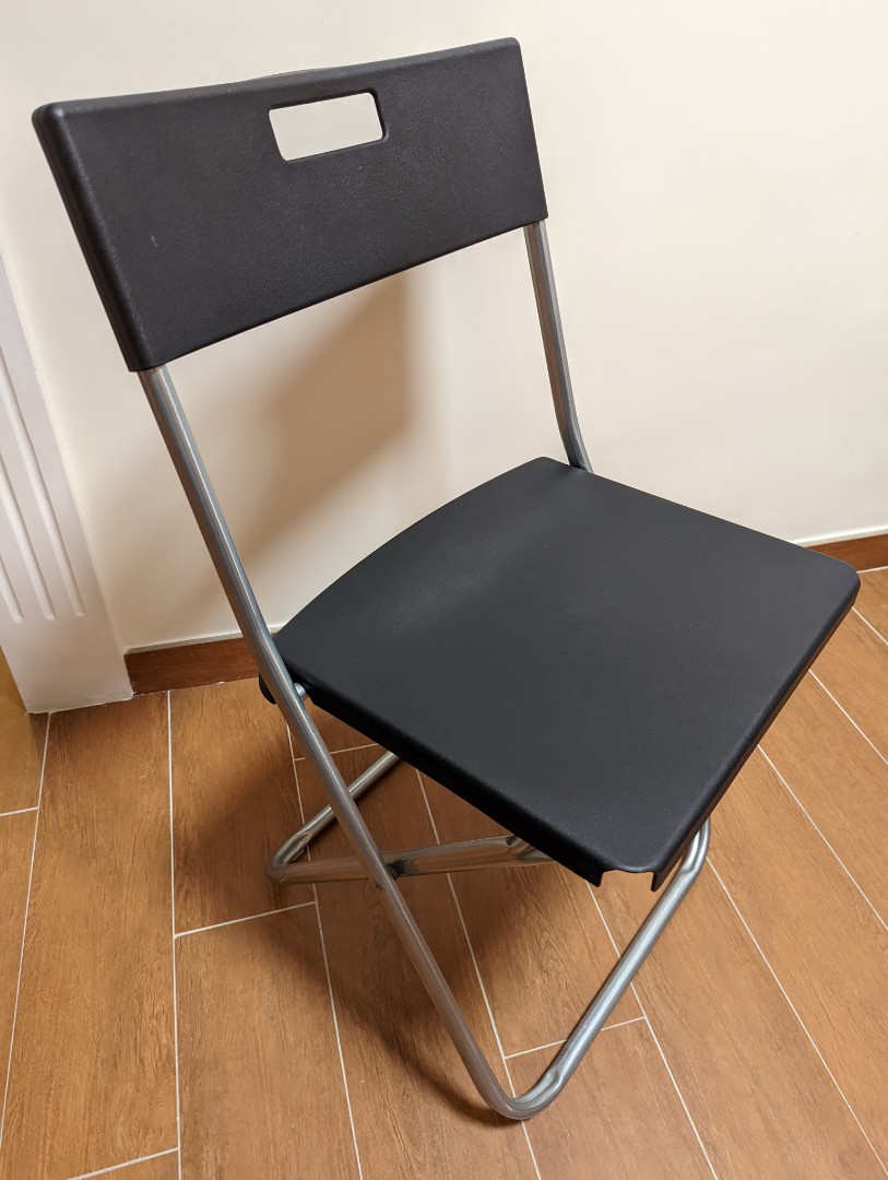 Black Ikea folding chair, 傢俬＆家居, 傢俬, 椅子 - Carousell