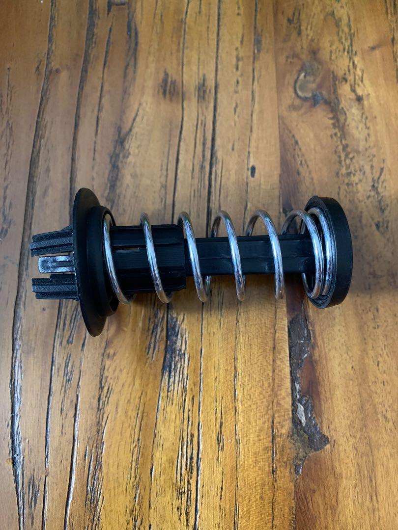 Mercedes bonnet springs, Car Accessories, Accessories on Carousell