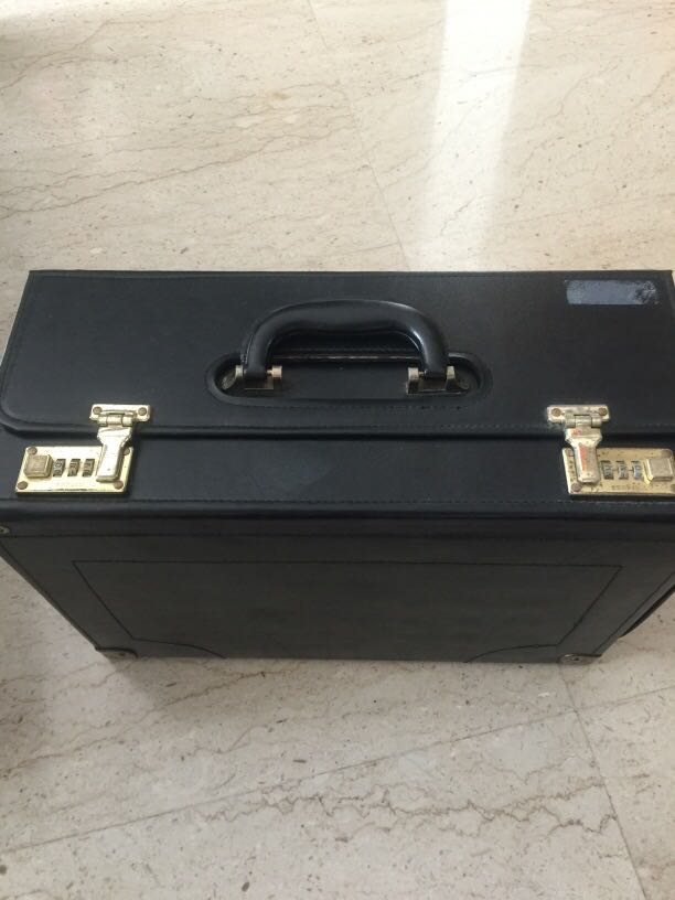 Pilot documents bag, Men's Fashion, Bags, Briefcases on Carousell