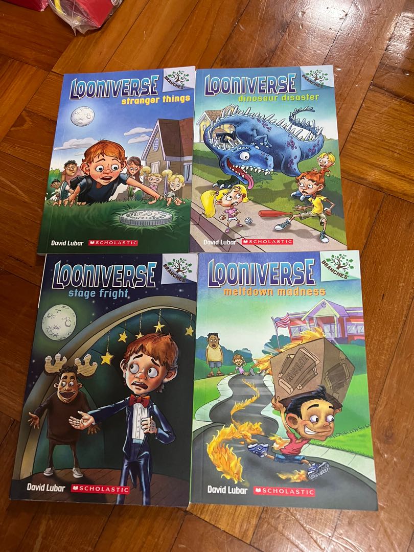 Scholastic Looniverse book 1-4, 興趣及遊戲, 書本 & 文具, 小朋友書 - Carousell