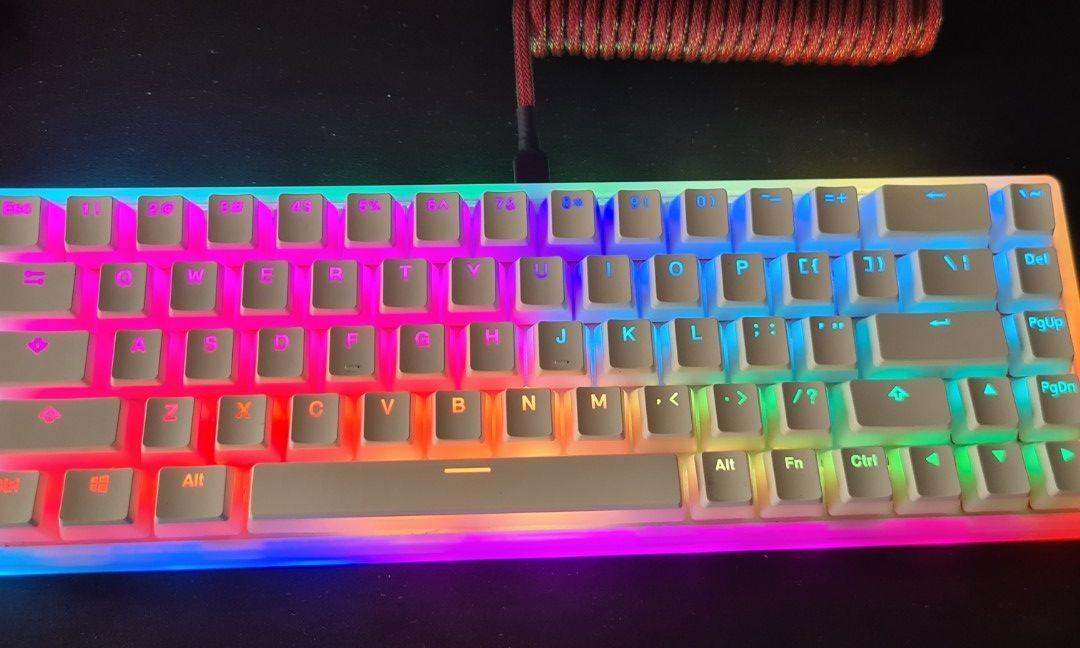 Everglide SK68 65% Hotswappable with PC GLORIOUS AURA KEYCAPS V2 (AKKO ...
