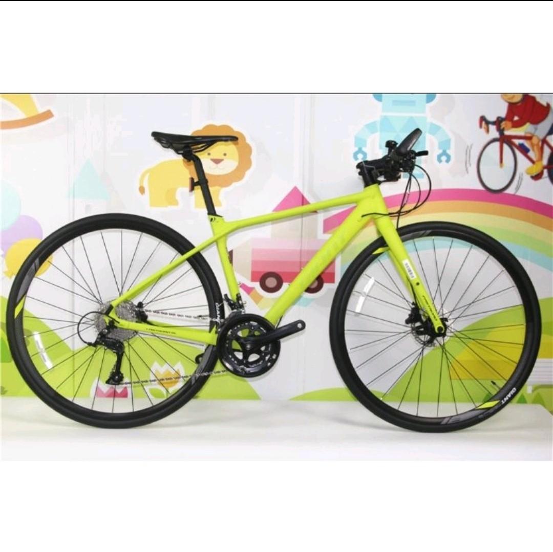 Giant Revolt-F2 / Fastroad SL 2, Sports Equipment, Bicycles & Parts ...