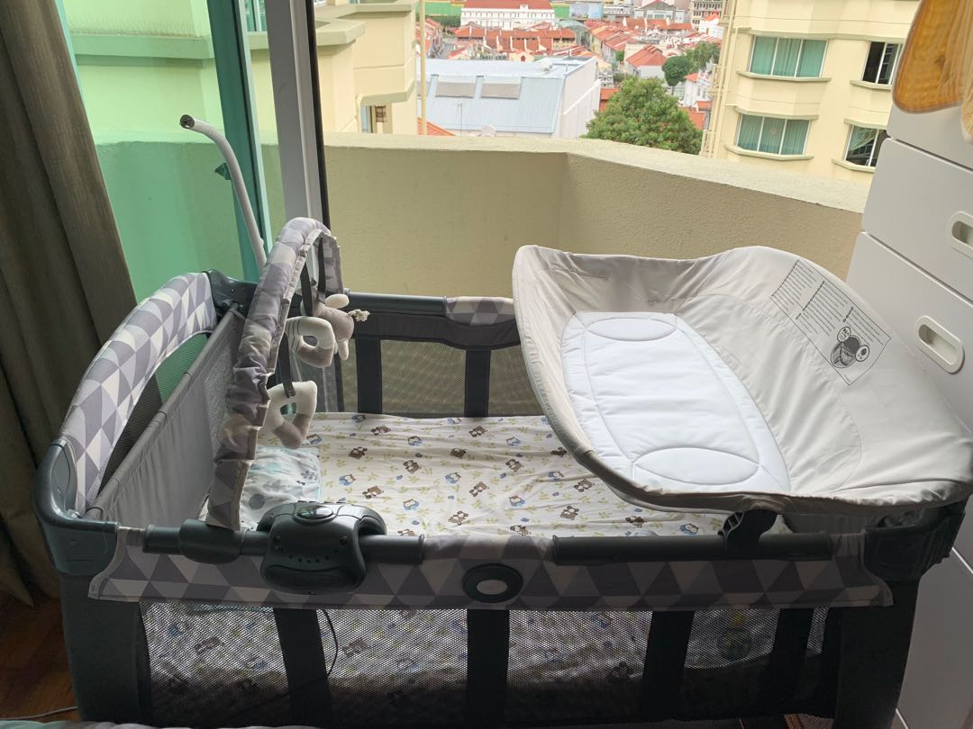 Graco pack n play cot/playpen, Babies & Kids, Baby Nursery & Kids ...