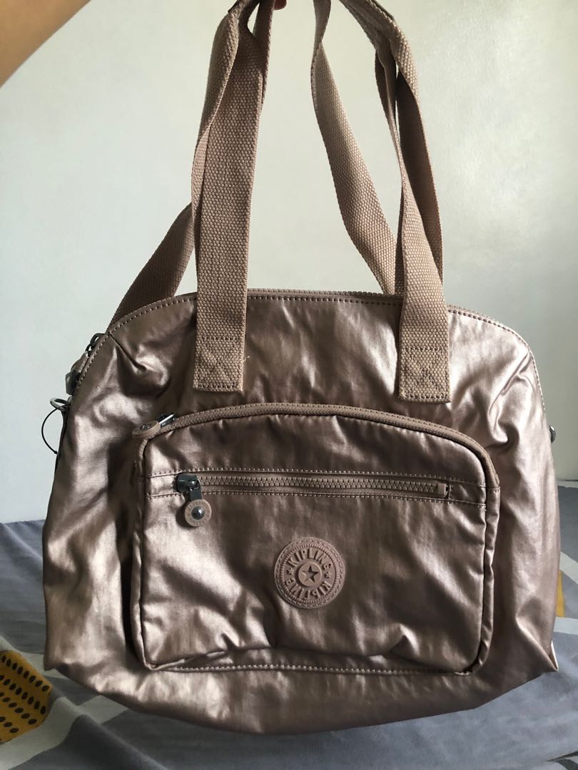 Kipling Tracy Bag in Quartz Metallic, Women's Fashion, Bags & Wallets ...