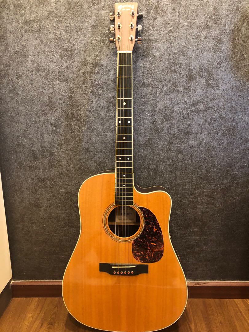 Martin Acoustic Guitar DC16 Aura, Hobbies & Toys, Music & Media ...