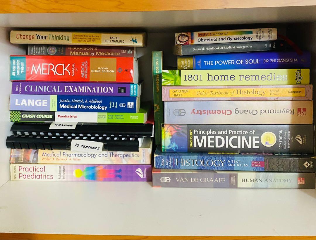 medical books merck manual moore dalley obstetrics gynecology guiness ...