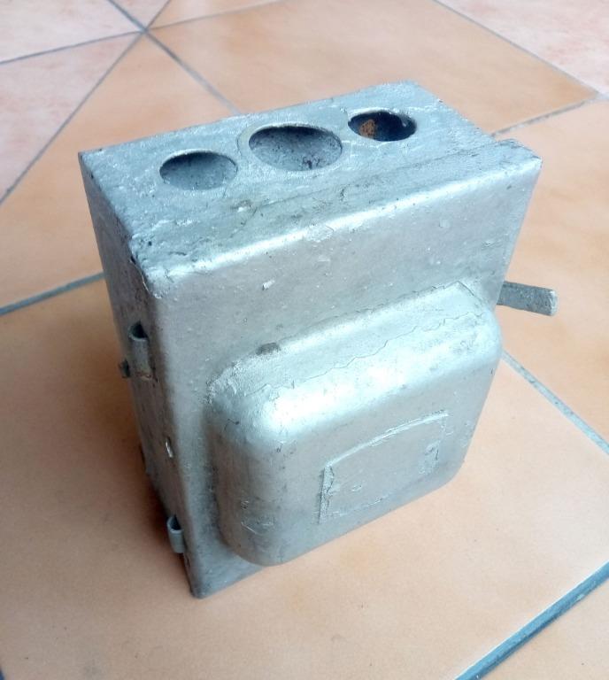 Power Circuit Breaker Socket Enclosure Electrical Panel Board Box ...