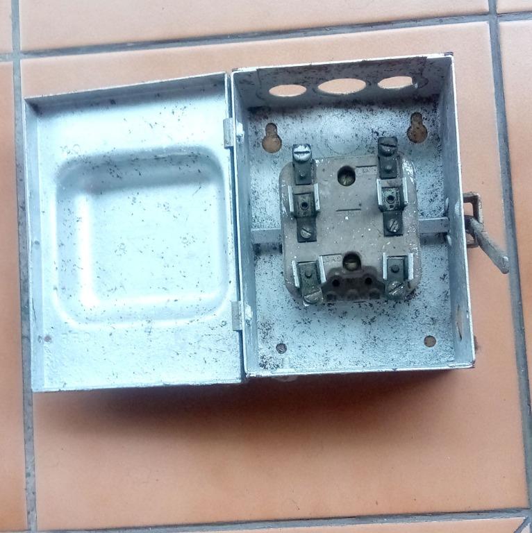 Power Circuit Breaker Socket Enclosure Electrical Panel Board Box ...