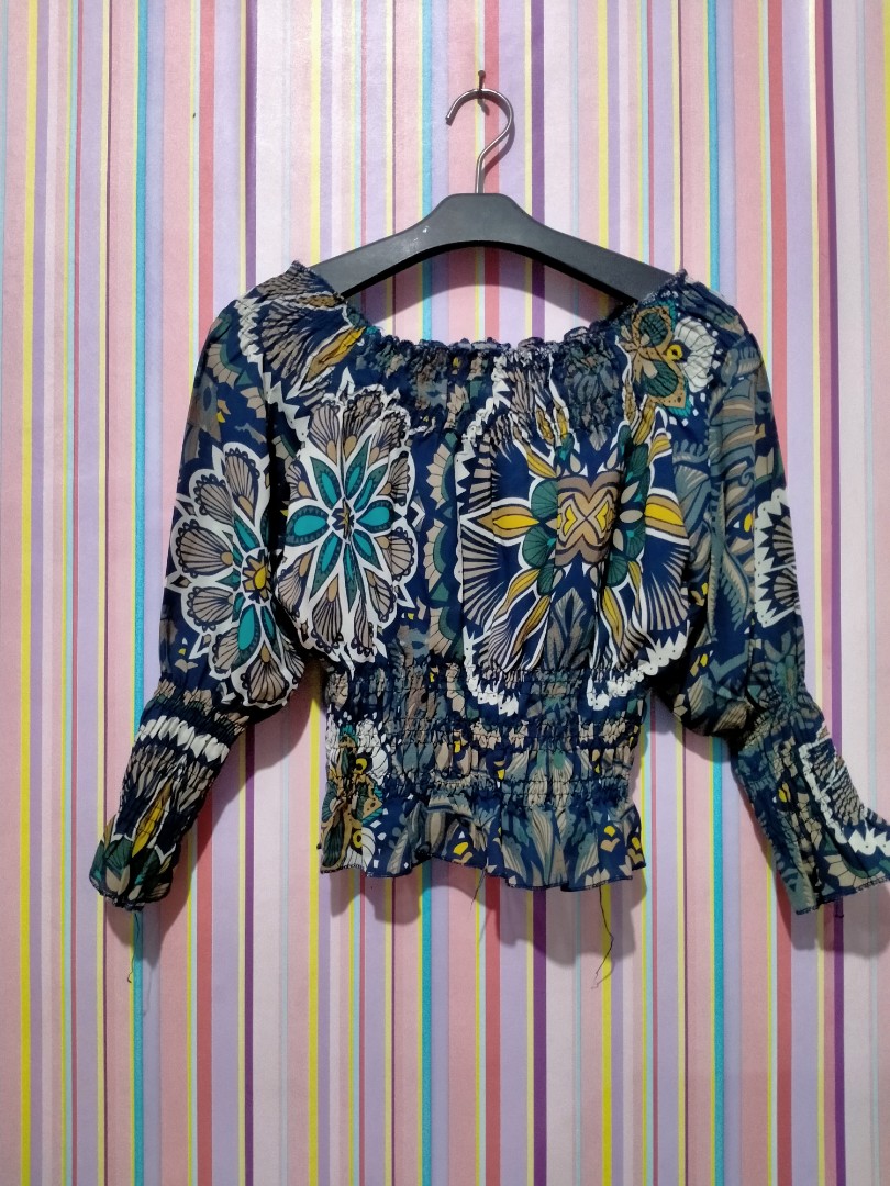 sabrina flower, Fesyen Wanita, Pakaian Wanita, Atasan di Carousell