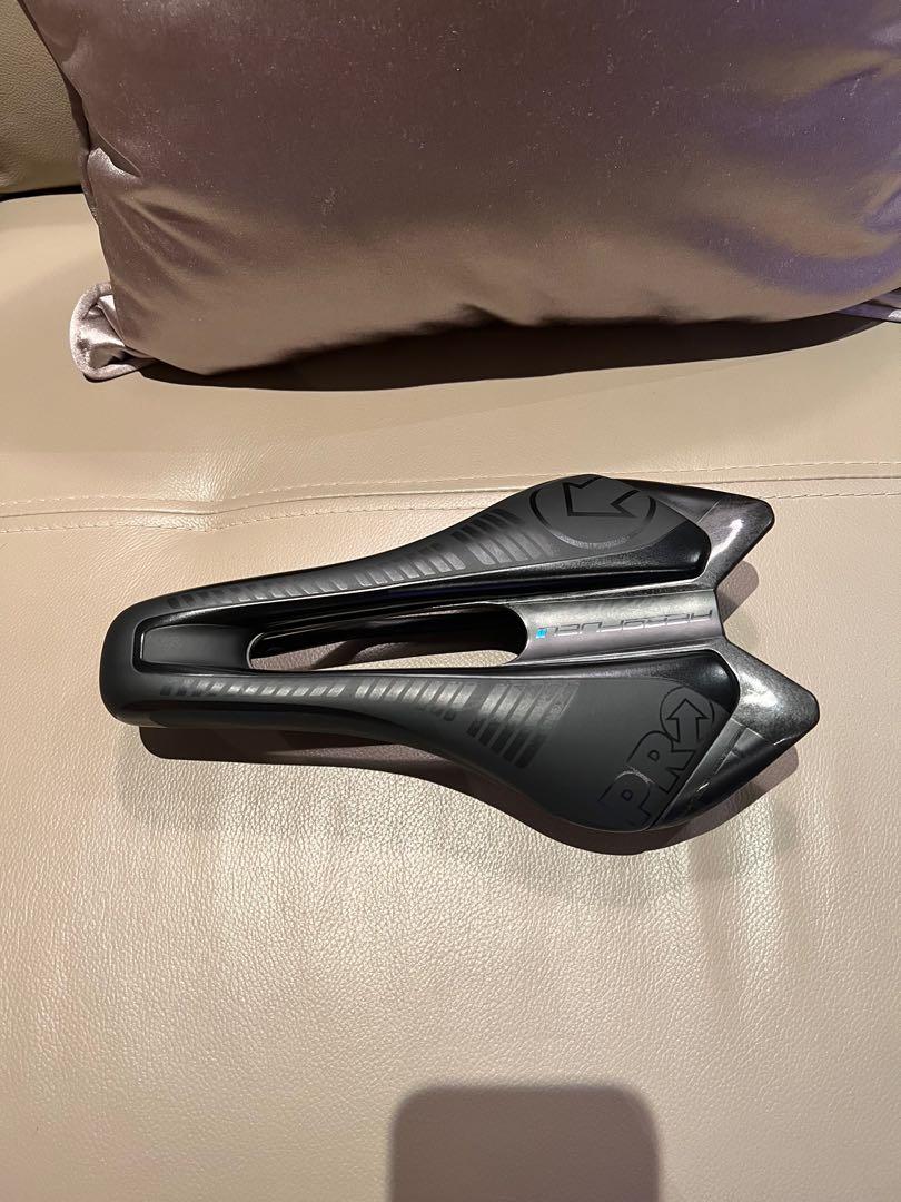 Shimano Pro AeroFuel Saddle, Sports Equipment, Bicycles & Parts, Parts ...