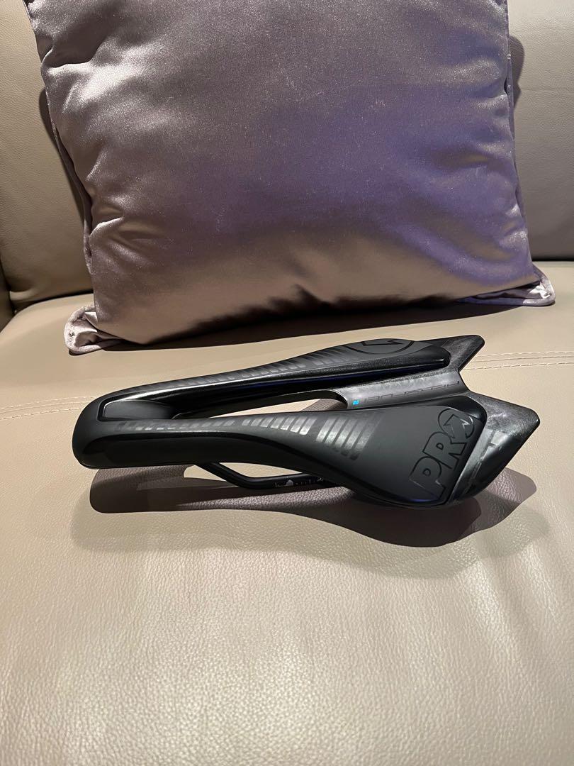 Shimano Pro AeroFuel Saddle, Sports Equipment, Bicycles & Parts, Parts ...