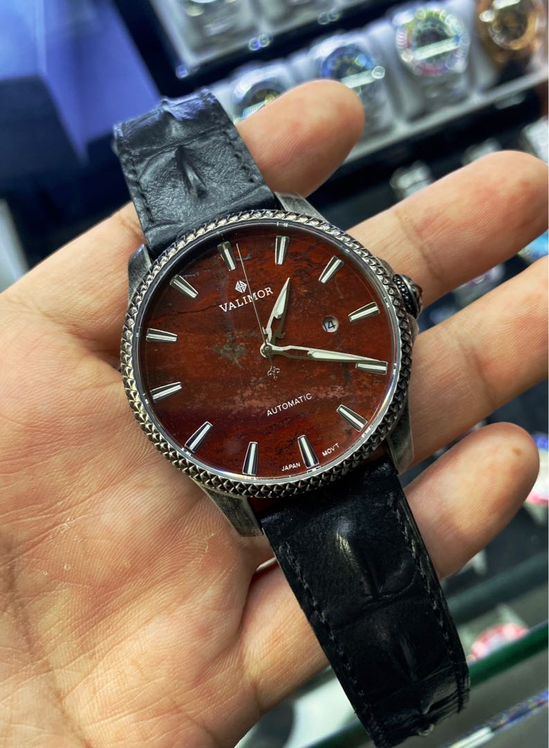 Red Valimor Caliburnus watch, Men's Fashion, Watches & Accessories ...