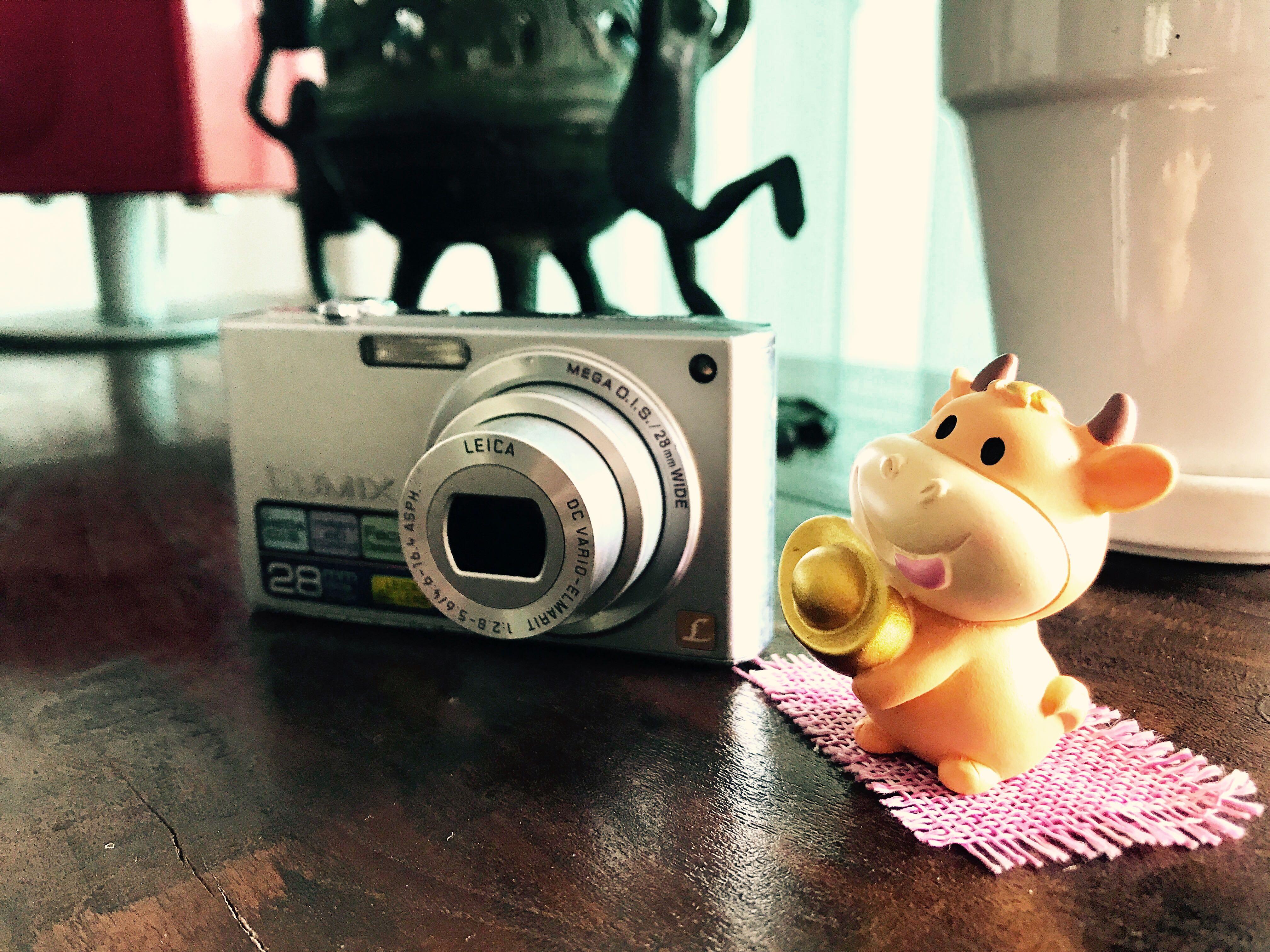 Vintage Panasonic Lumix Digital Camera, Photography, Cameras on Carousell