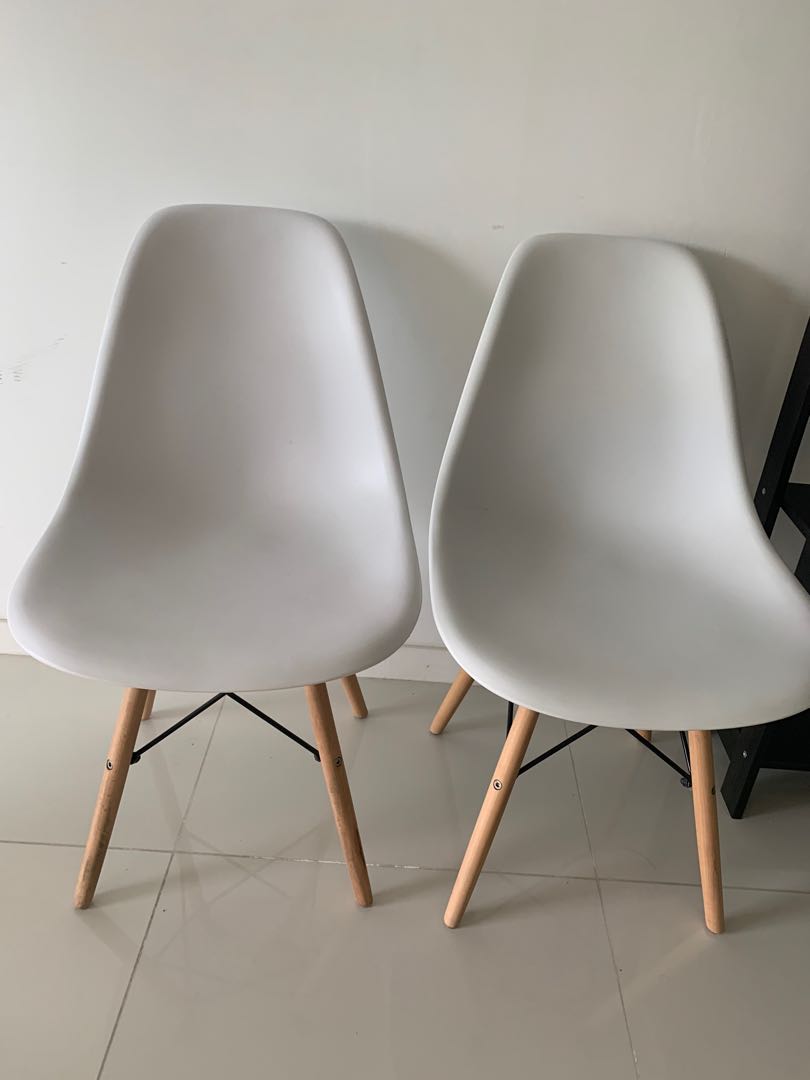White Chairs, Furniture & Home Living, Furniture, Chairs on Carousell