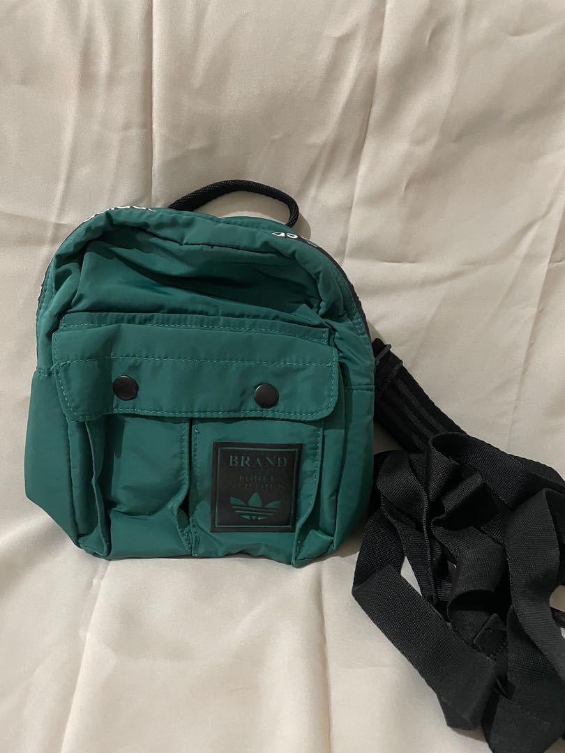 Adidas classic mini backpack green, Fesyen Wanita, Tas & Dompet di ...