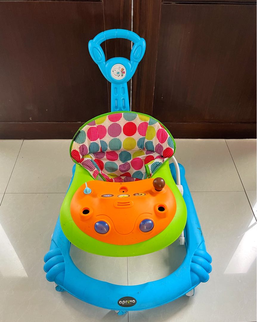 Apruva walker - defective, Babies & Kids, Infant Playtime on Carousell