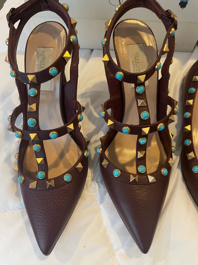 Authentic Limited edition Valentino Rockstud cleopatra heels, Women's ...