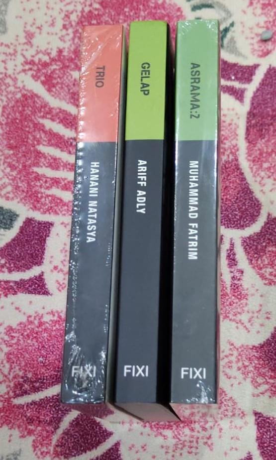 Buku Novel Fixi ( Asrama : 2 , Gelap , Trio ), Hobbies & Toys, Books ...