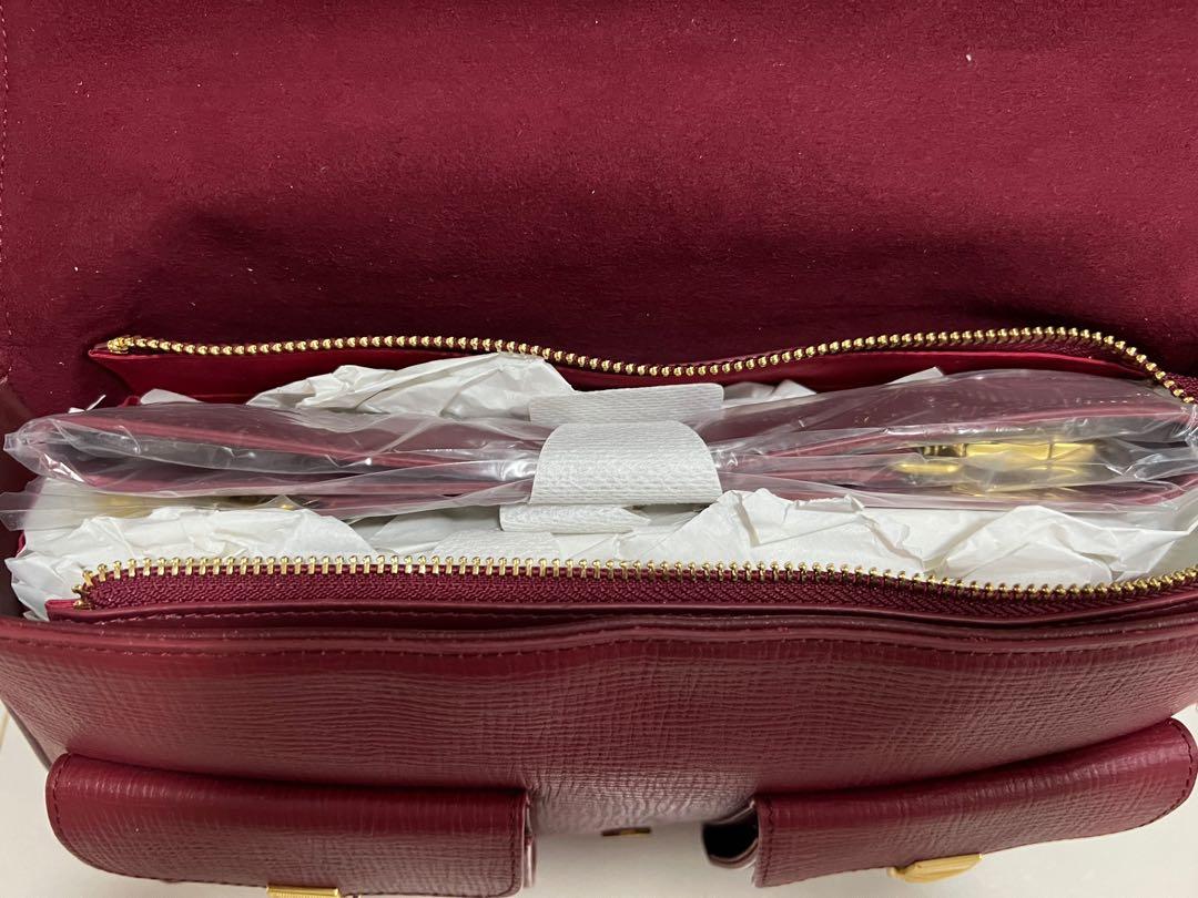 CFOB Russian Hatch Messenger, Women's Fashion, Bags & Wallets, Cross ...