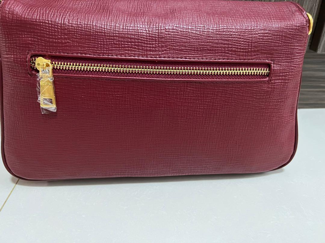 CFOB Russian Hatch Messenger, Women's Fashion, Bags & Wallets, Cross ...