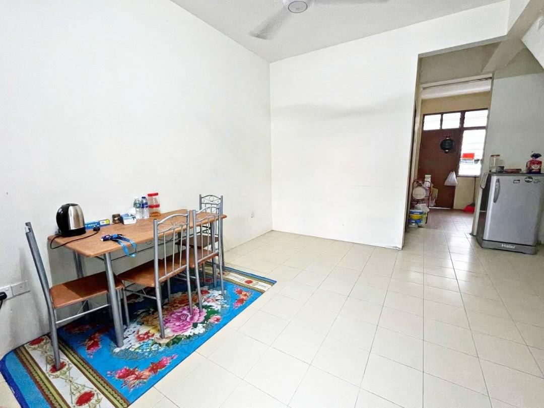 Double Storey Terrace Taman Bunga Raya Salak Tinggi Sepang, Property ...