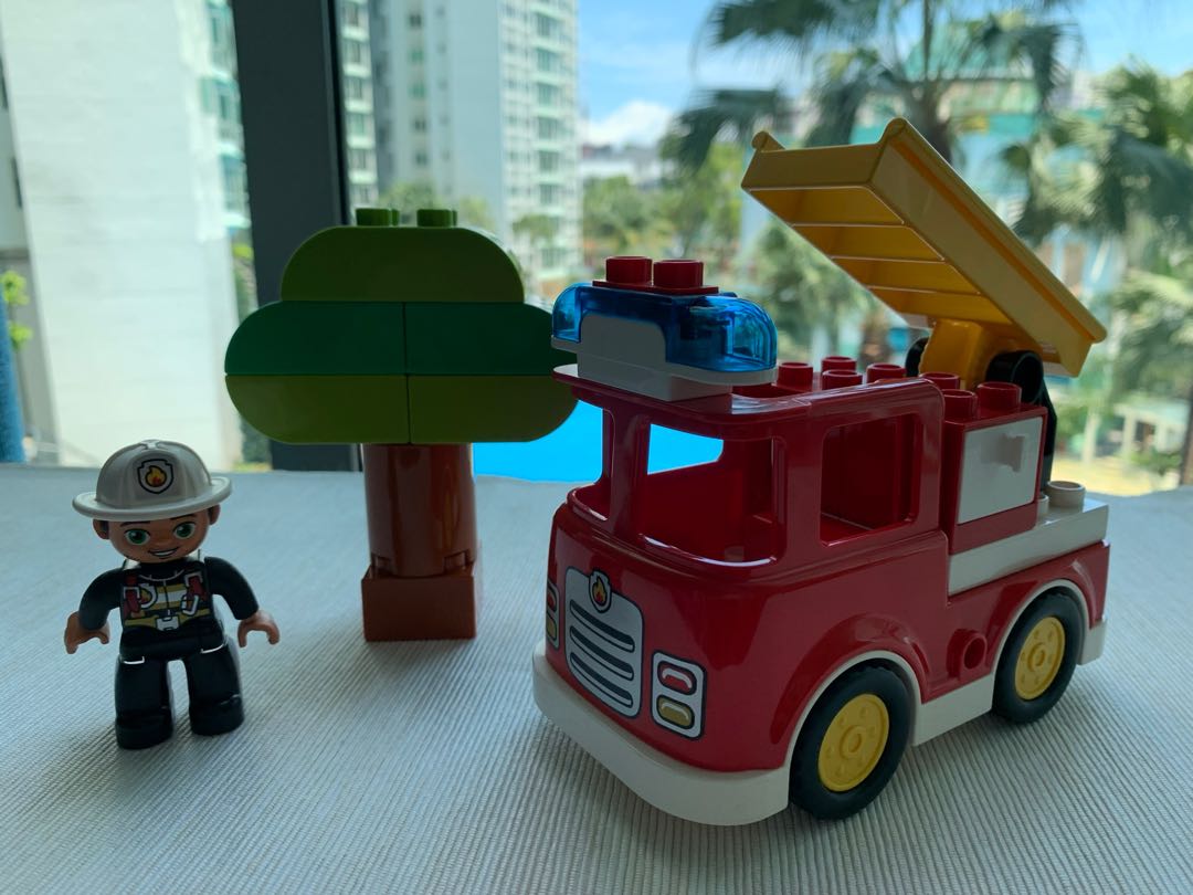 Fireman truck duplo, Hobbies & Toys, Toys & Games on Carousell