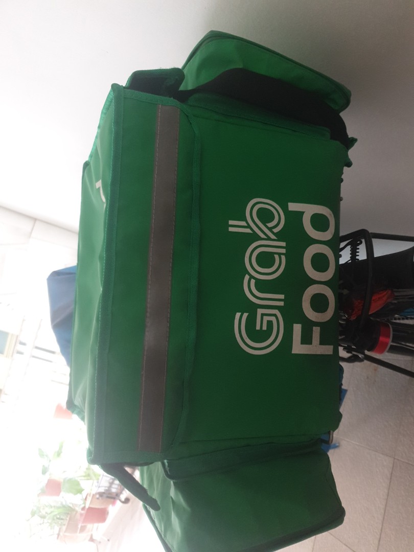 GrabFood Delivery Bag, Food & Drinks, Packaged & Instant Food on Carousell