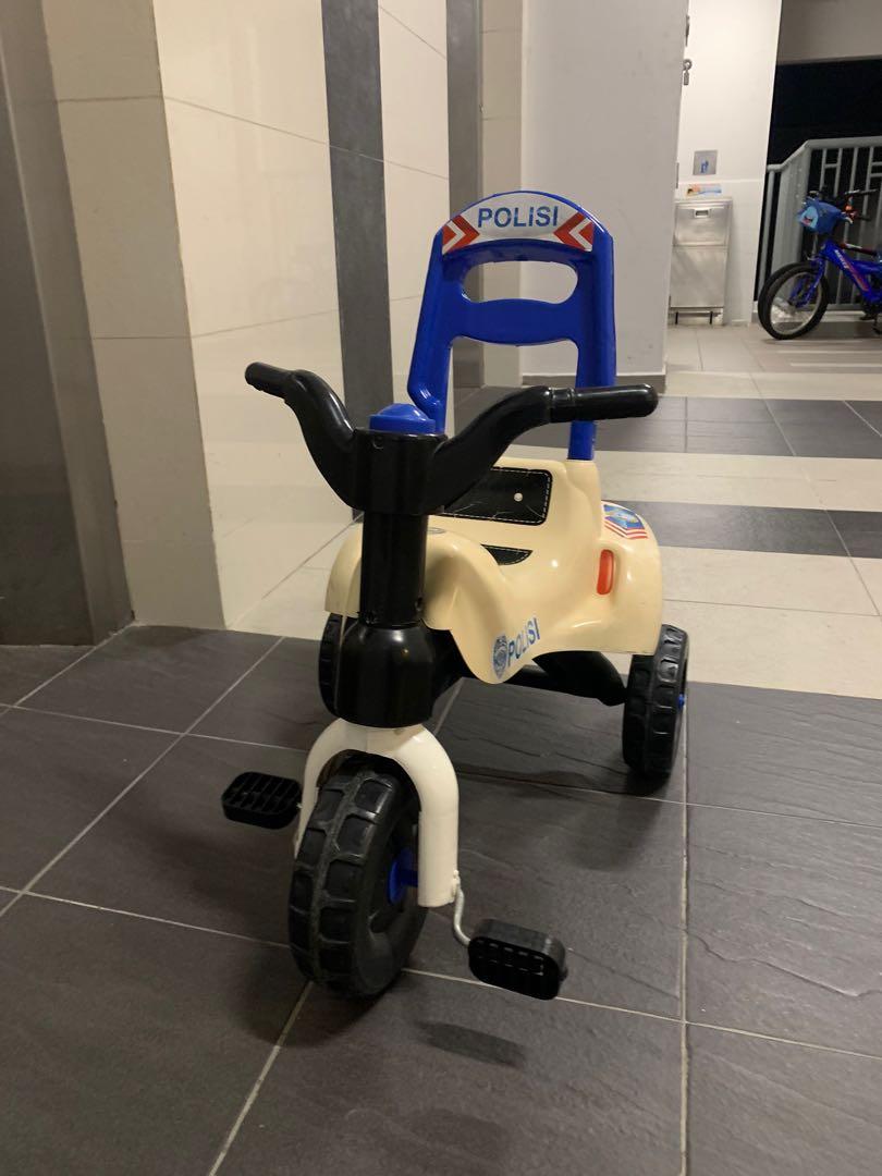 Kids Peddle Toy Car / Police Vehicle / Play Vehicle / Walker / Kick Car ...